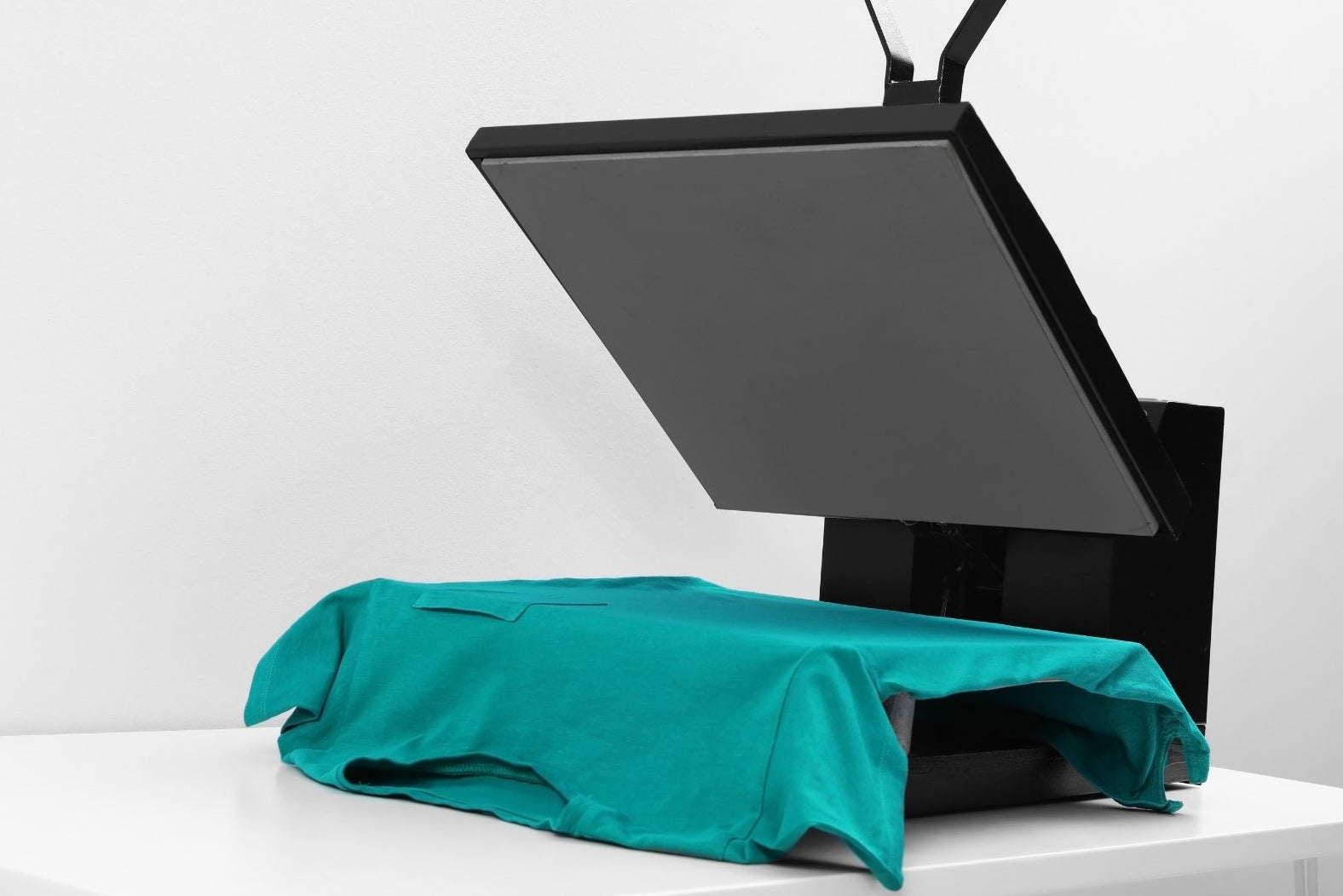 How to Heat Press DTF Transfers | Pure Pack’s Step-by-Step Guide